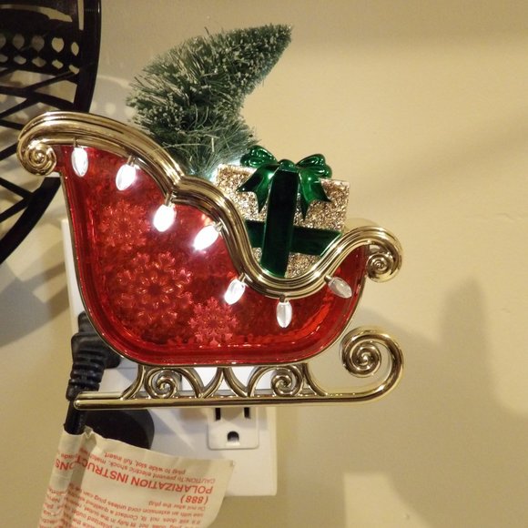 Bath & Body Works | Holiday | Bath Body Works Wallflower Plug Diffuser ...